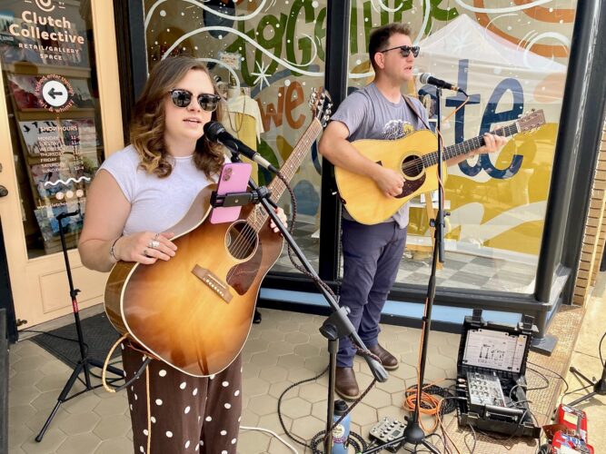 People gather for first Second Sunday in Marietta | News, Sports, Jobs ...